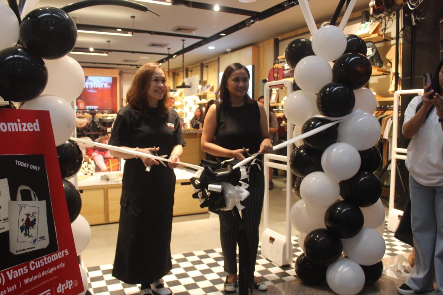 Vans Philippines Reopens Premier Store at Ayala Center Cebu – Cebu ...